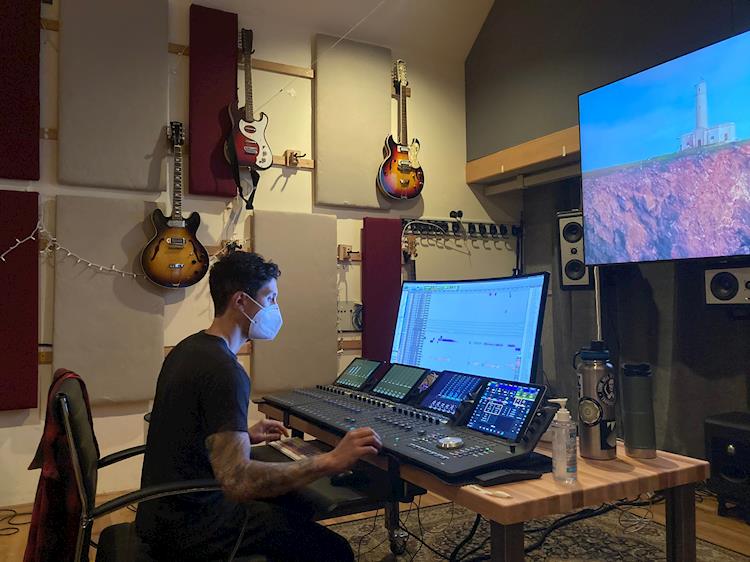 Decibelle in San Francisco Creates Collapsible Mixing Studio for COVID ...