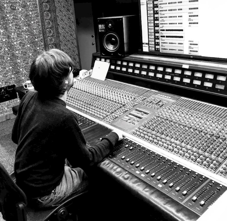 David Bertok on ONE and Daughter of the Sun: A Composer’s Journey in Neoclassical and Film Scoring